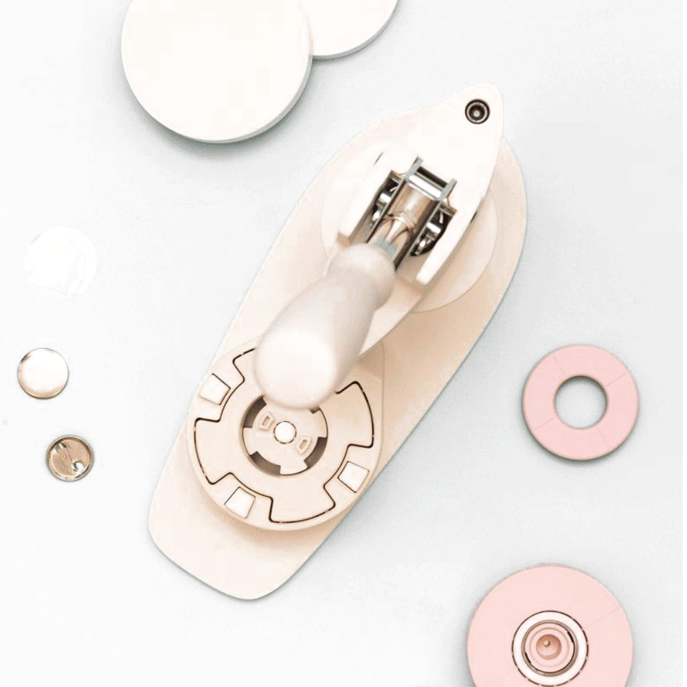 Button Press - Hobbees